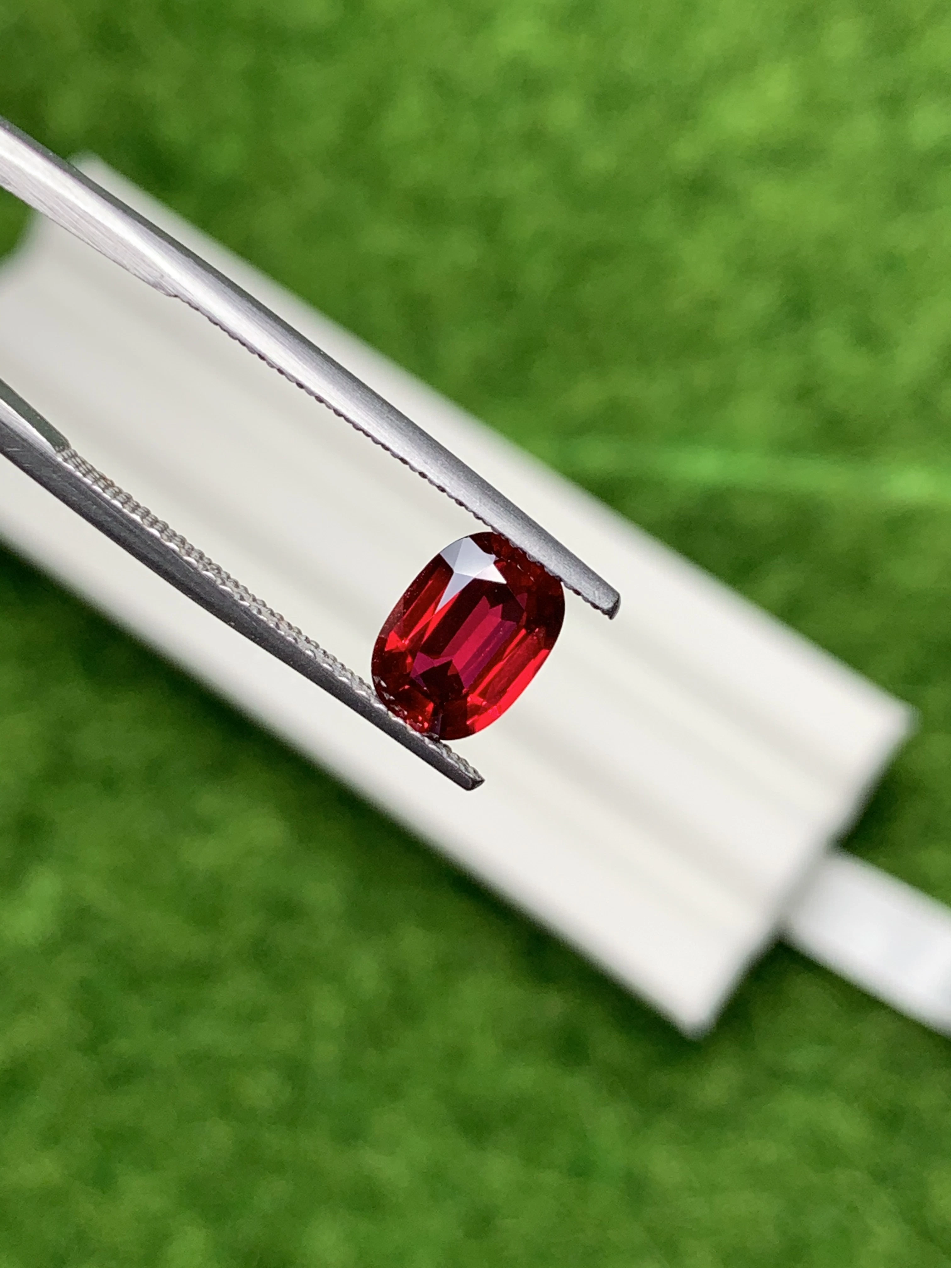 Mozambique Ruby 1.57ct - 8x6mm (D3-52)