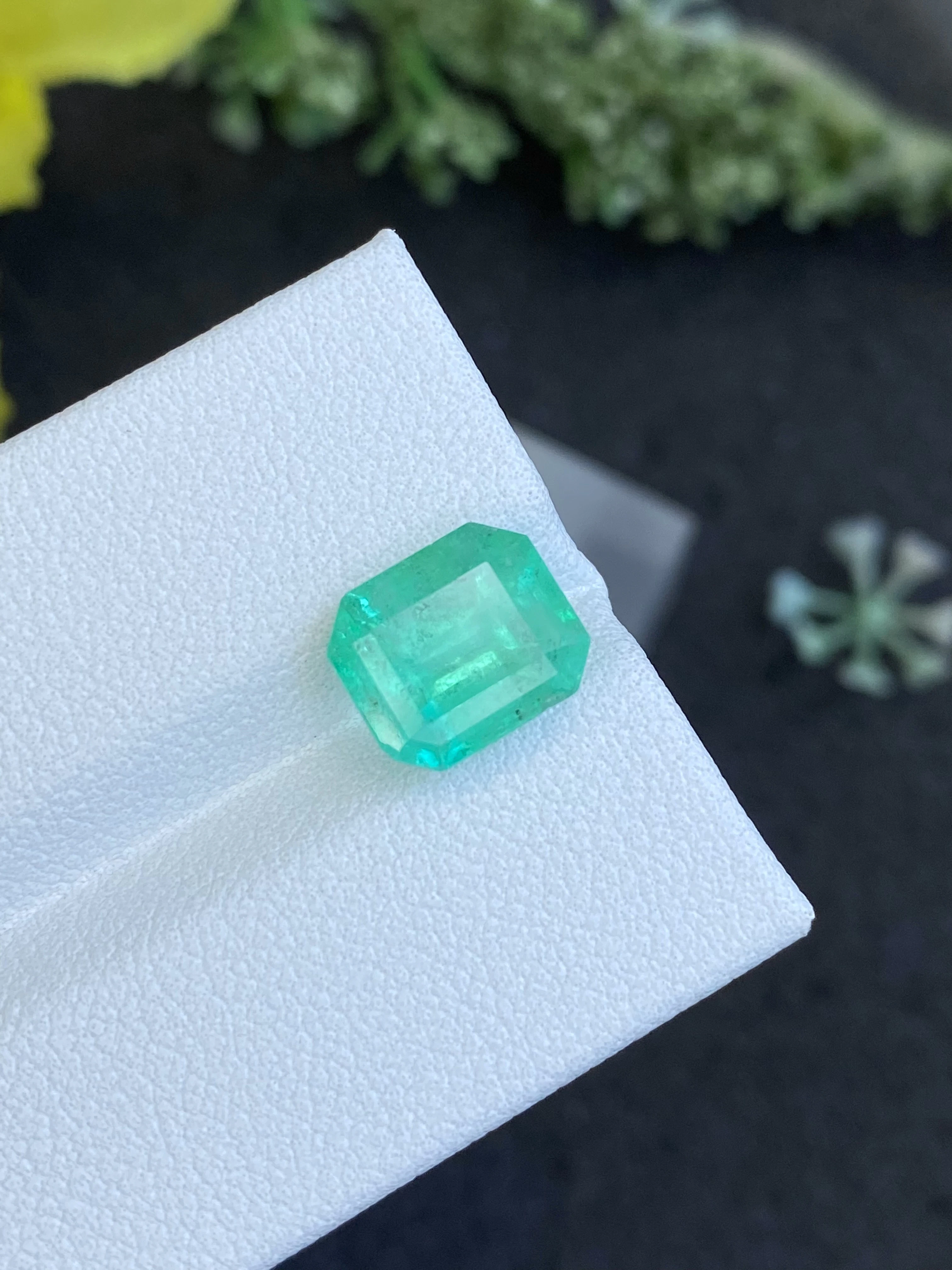 Green Colombian Emerald 2.85ct (EM0082)