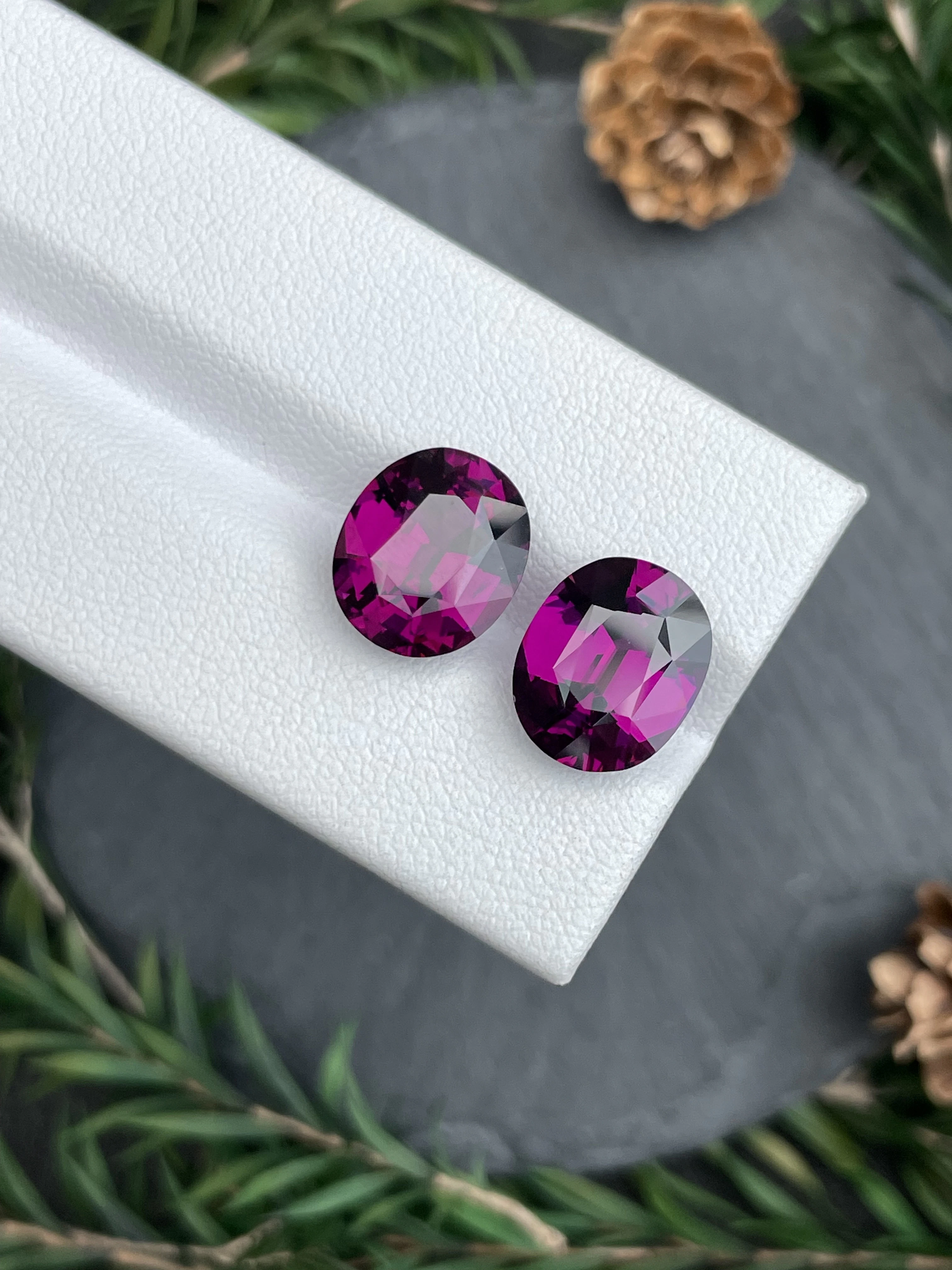 Umbalite 11.24ct - 12x10mm Pair (RD0284)