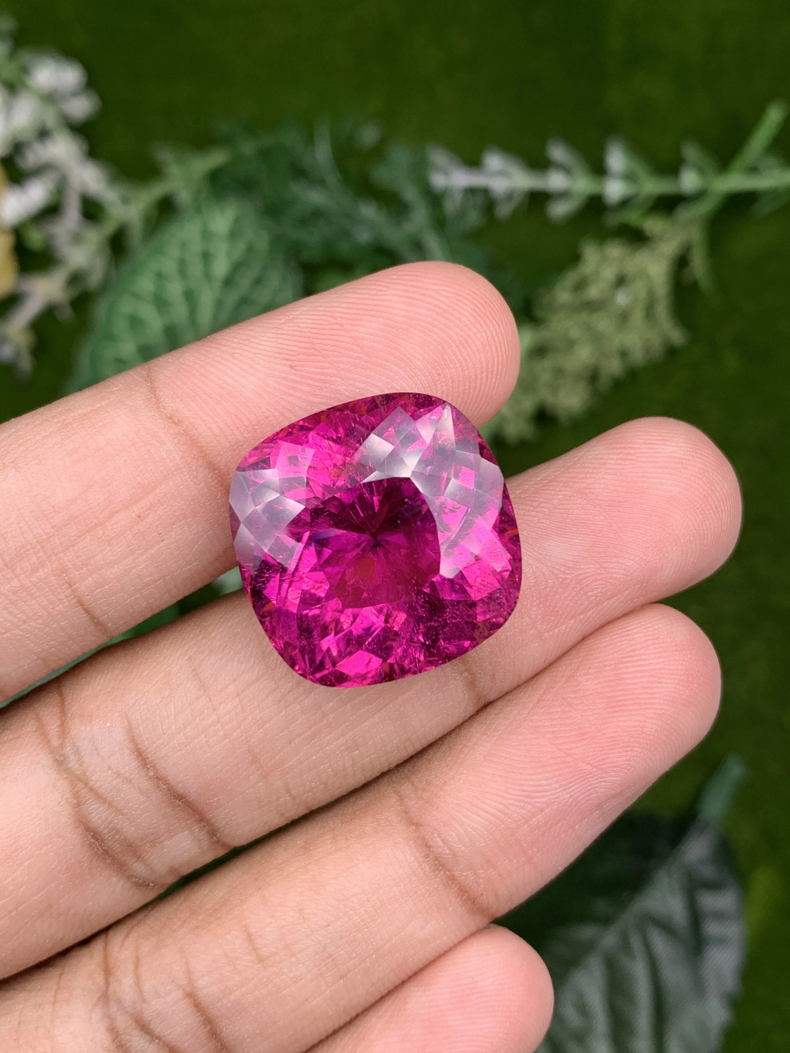 Rubellite Tourmaline 32.94ct - 20mm (RL0760)