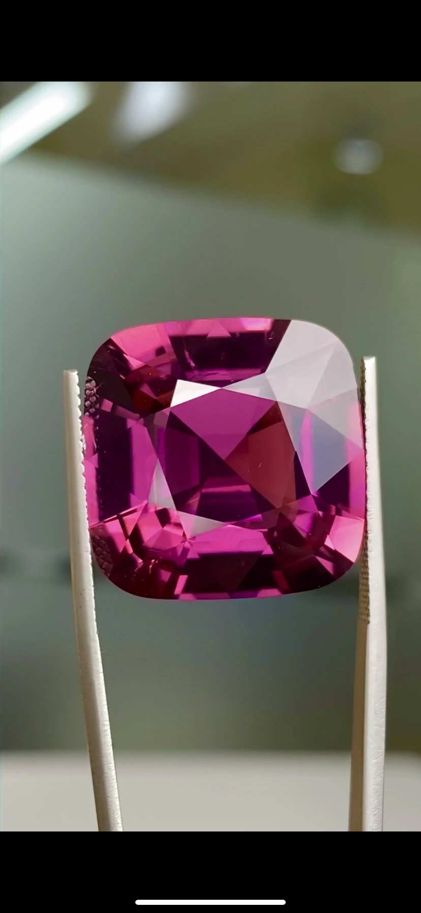 Rubellite Tourmaline 31.08ct - 20mm (RL1271)
