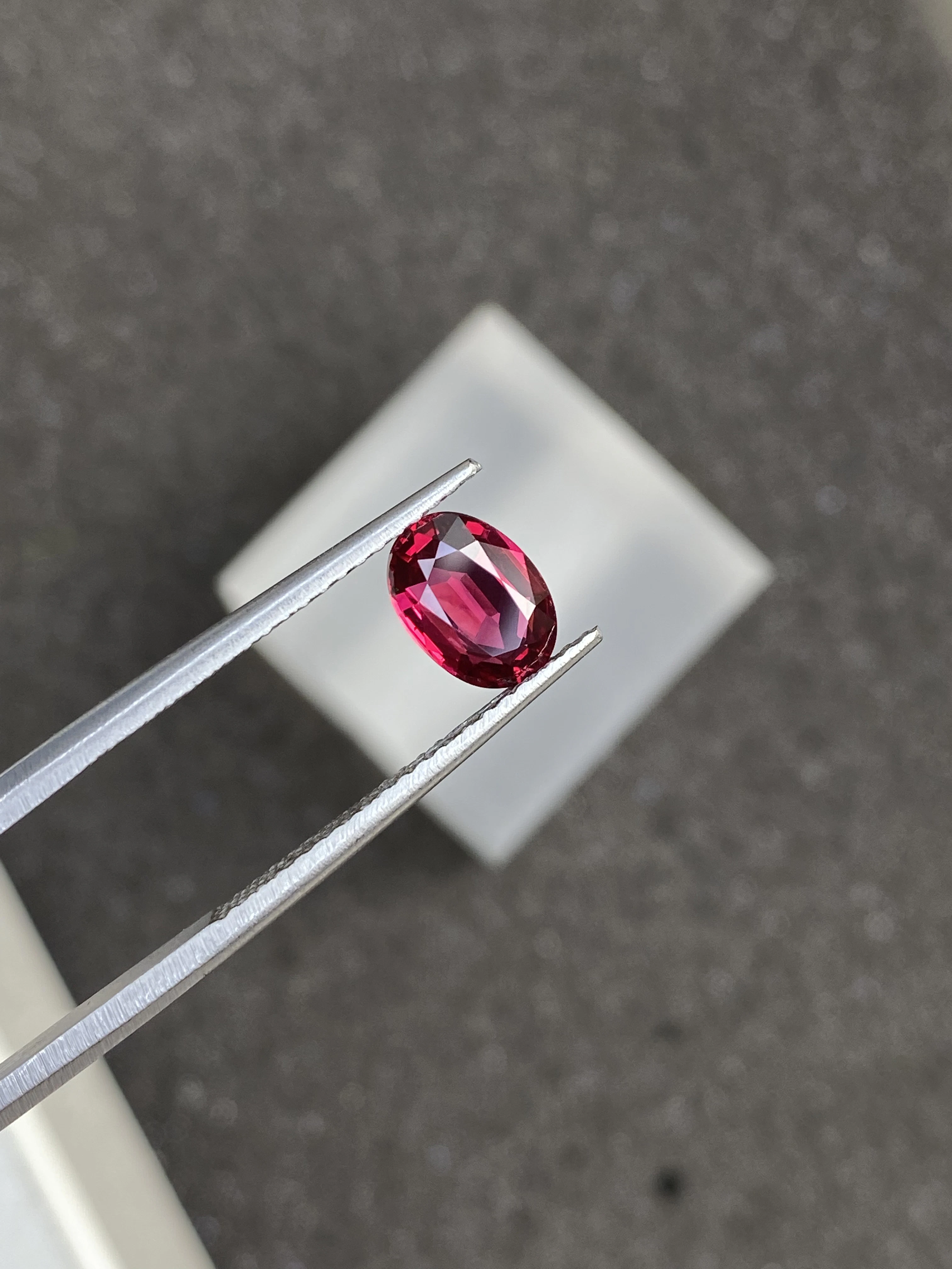 Red Spinel 1.10ct - 7x5mm (SP0322)