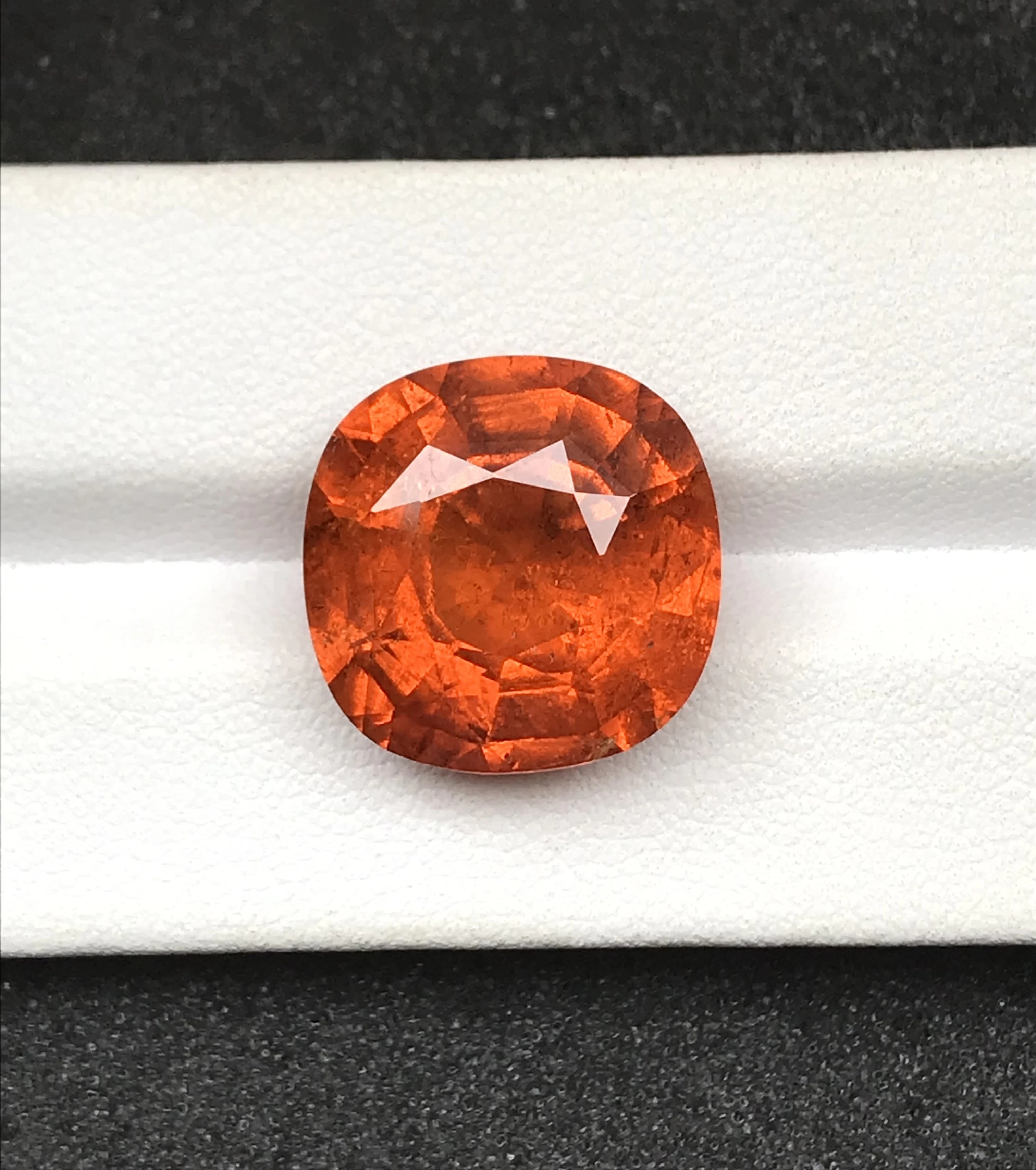 Orange Spessartite 21.97ct - 16mm (ST1646)