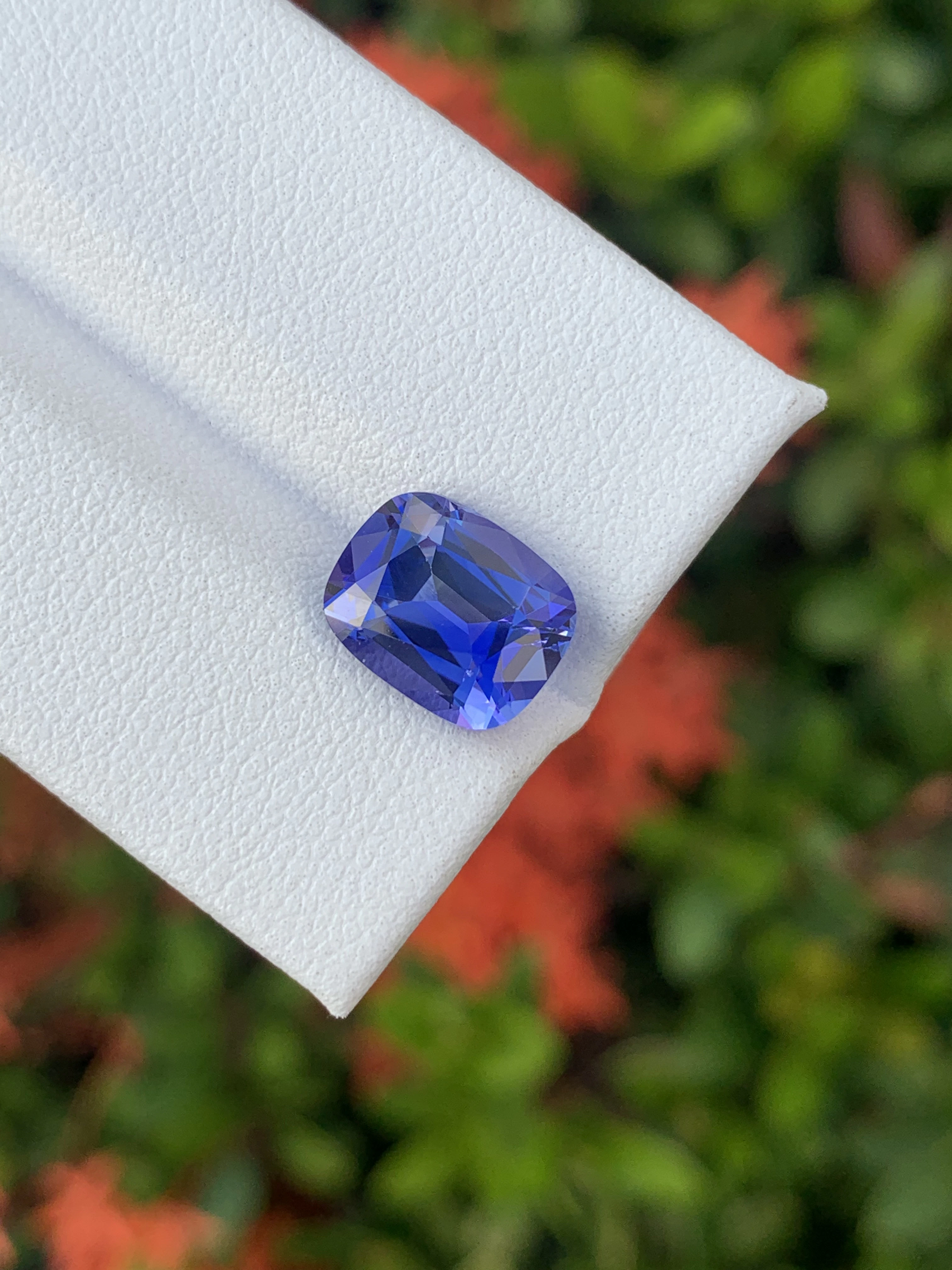 AAA+ Blue Tanzanite 3.29ct - 10x8mm (TN0183)