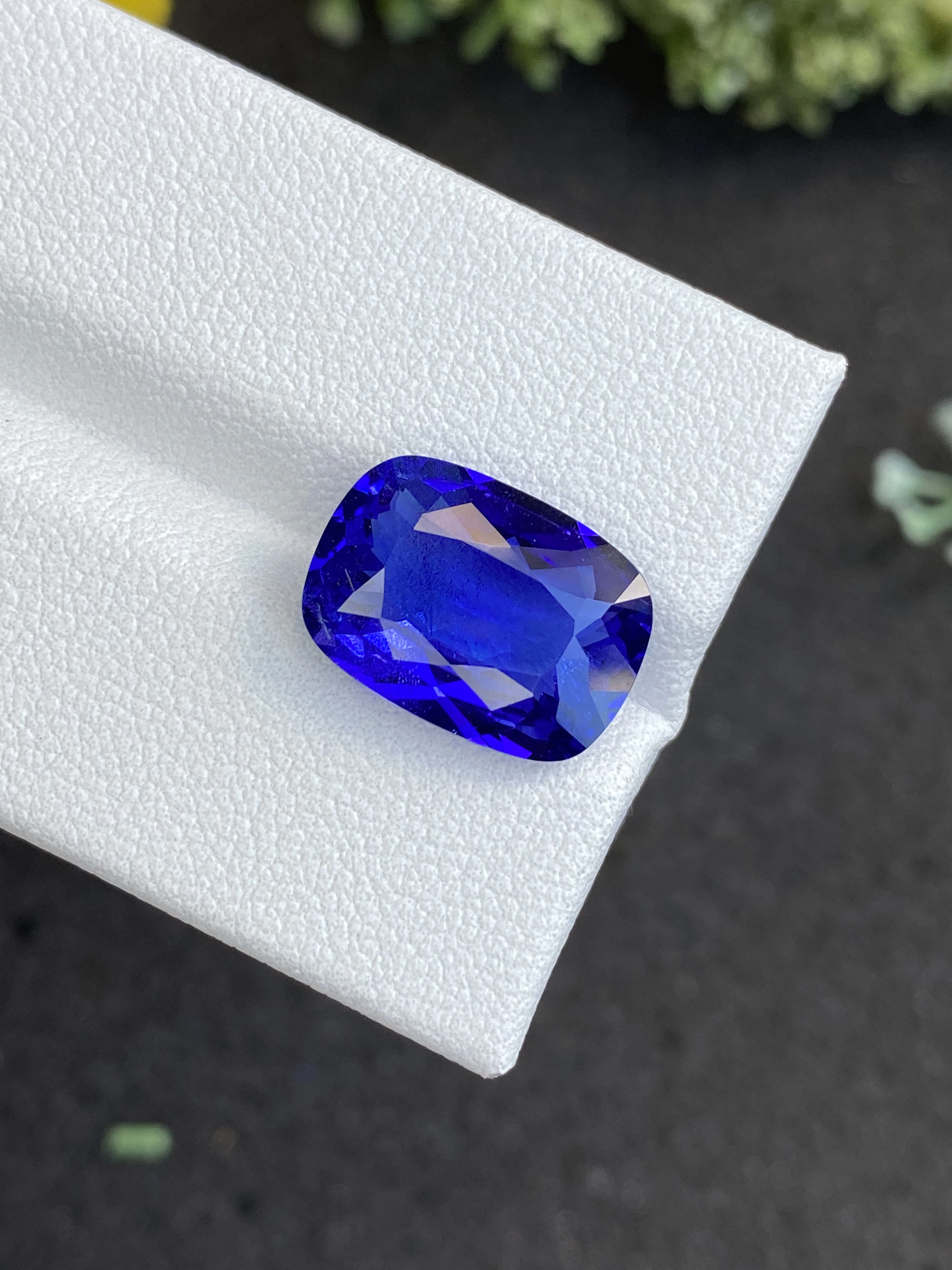AAA+ Blue Tanzanite 5.71ct (TN0741)