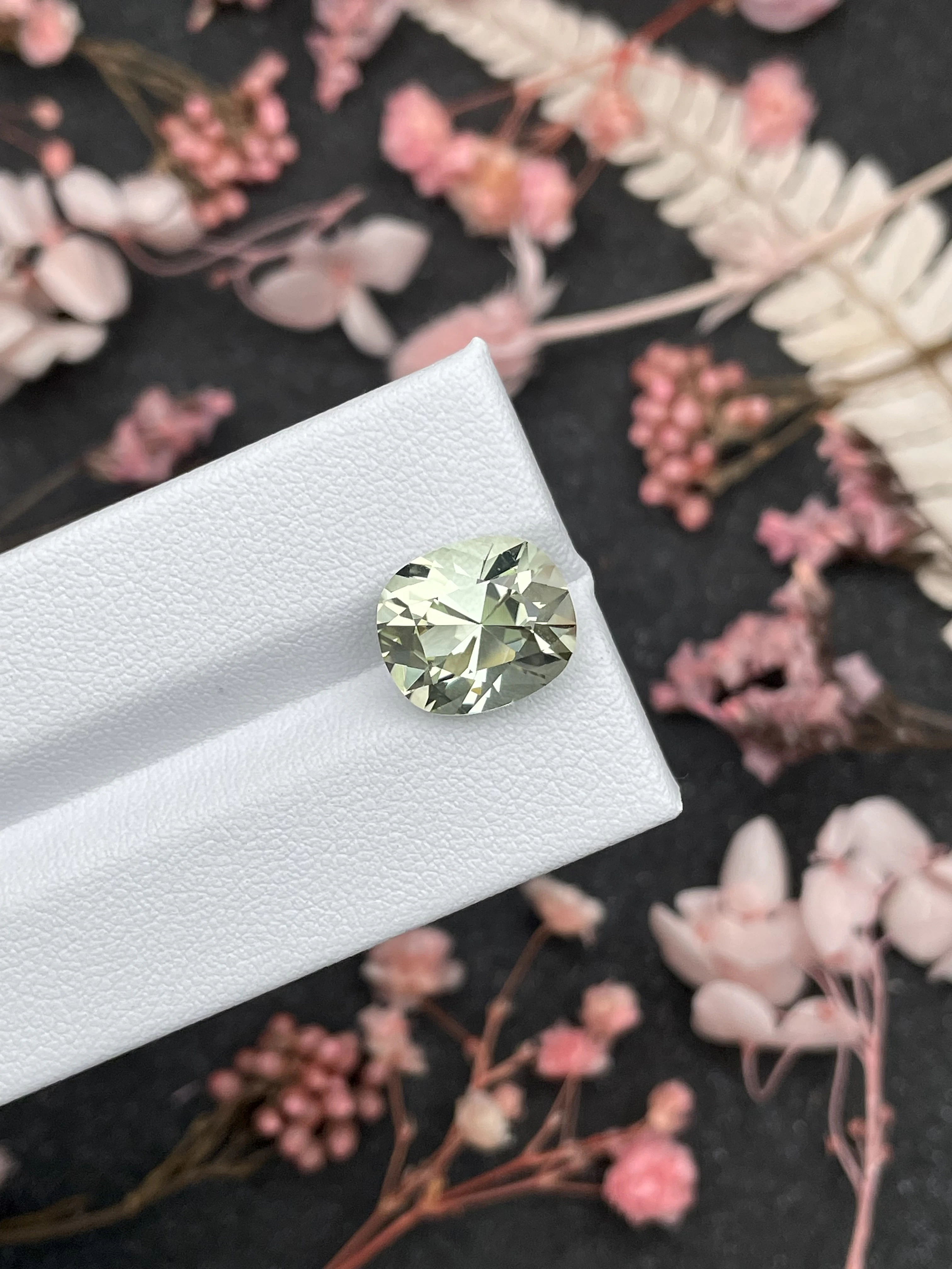 Yellow Tourmaline 6.41ct - 12x10mm (YT0115)